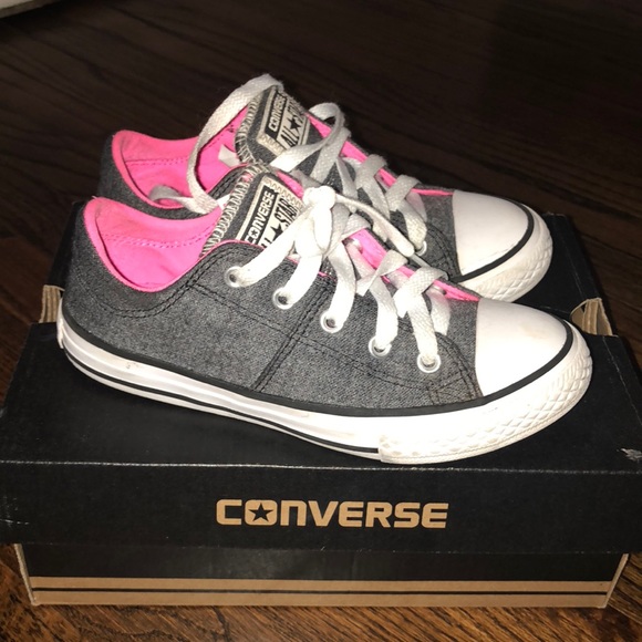 Converse | Shoes | Cute Little Girls Converse Gently Used Size 3 | Poshmark